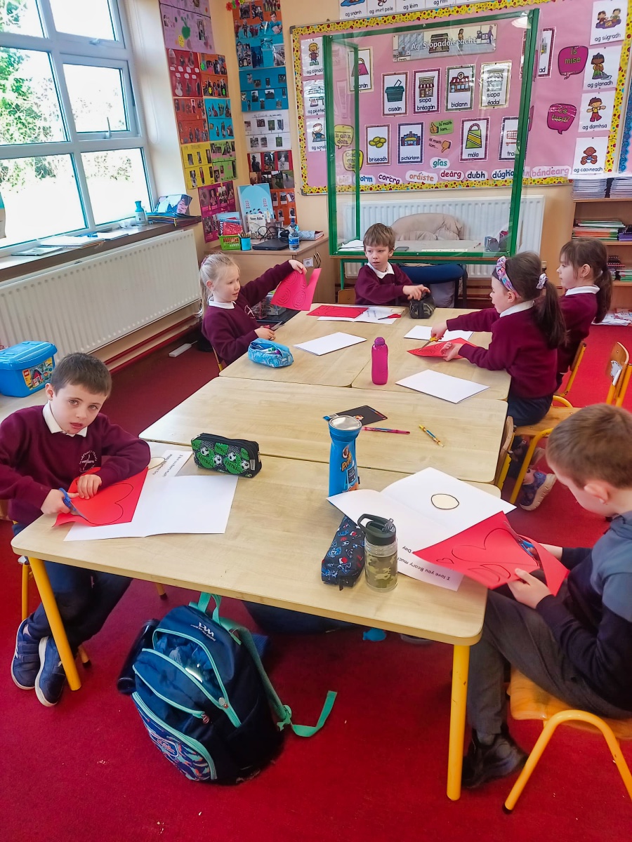 Christmas Art 2021 - Kilcurry National School